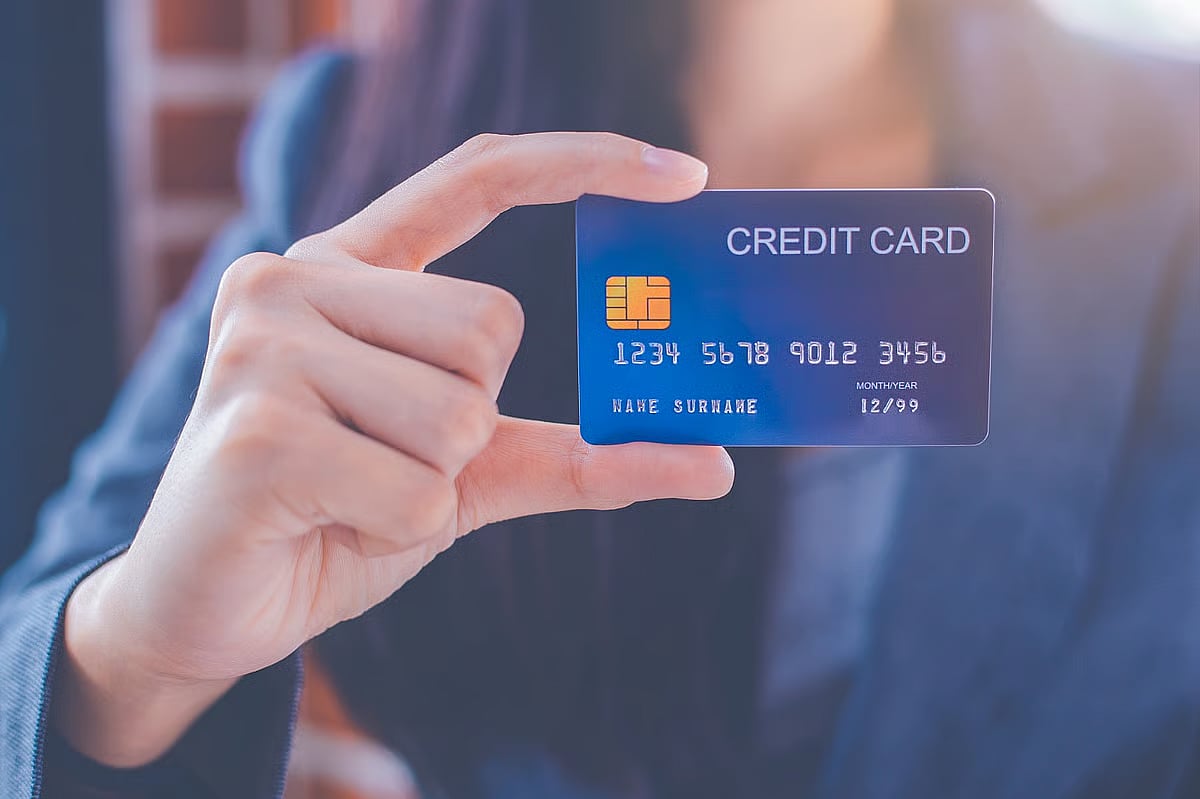 Why do we spend more with credit card? | Prothom Alo