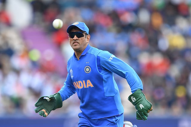 India defends Dhoni in gloves row | Prothom Alo
