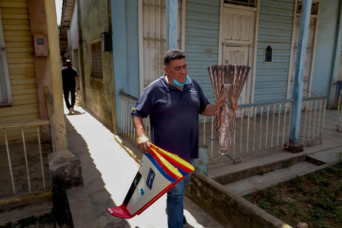 Cuban engineers' dreams take flight with home-grown drones | Prothom Alo