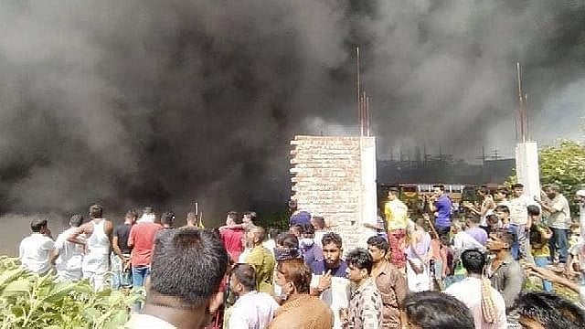 Fire breaks out at Singer Electronics’ warehouse in Savar | Prothom Alo
