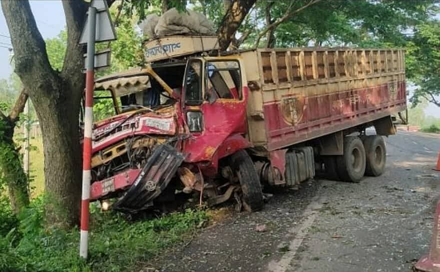 Truck-human hauler collision kills 5 in Sirajganj | Prothom Alo