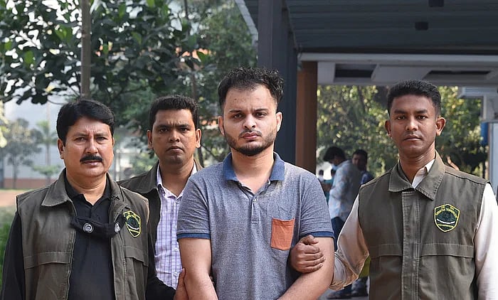 Mehedy hands over hefty amount of money to escaped militants: CTTC | Prothom Alo