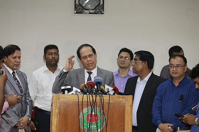 CEC Kazi Habibul Awal urges political parties to resolve crisis through ...