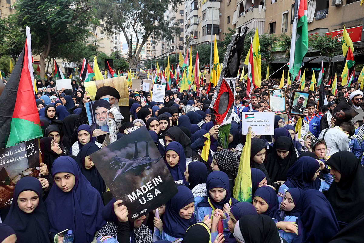 Angry protests across Muslim world after Gaza hospital strike | Prothom Alo