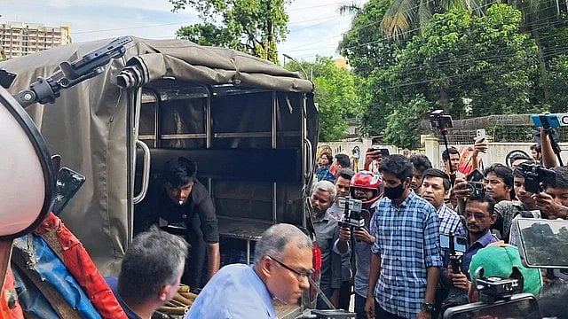 DU proctorial body seize sticks, rods from BCL rally ground | Prothom Alo