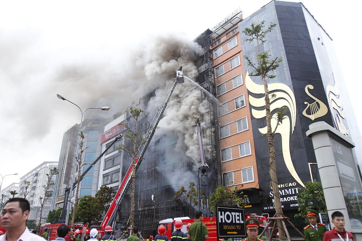 13 dead in Vietnam karaoke fire | Prothom Alo