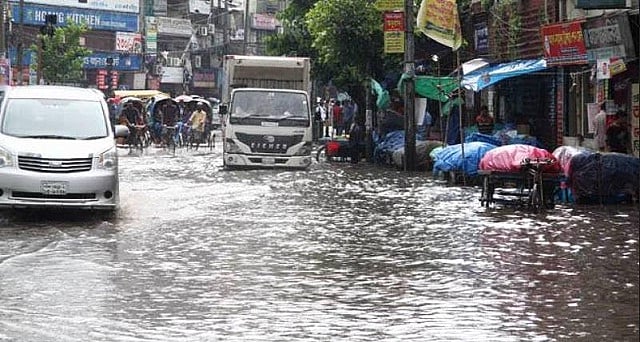 Parts of port city go under water | Prothom Alo